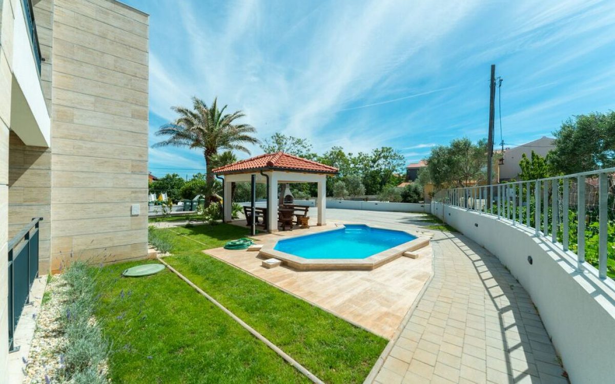 Villa Mirakul - Grginic.com